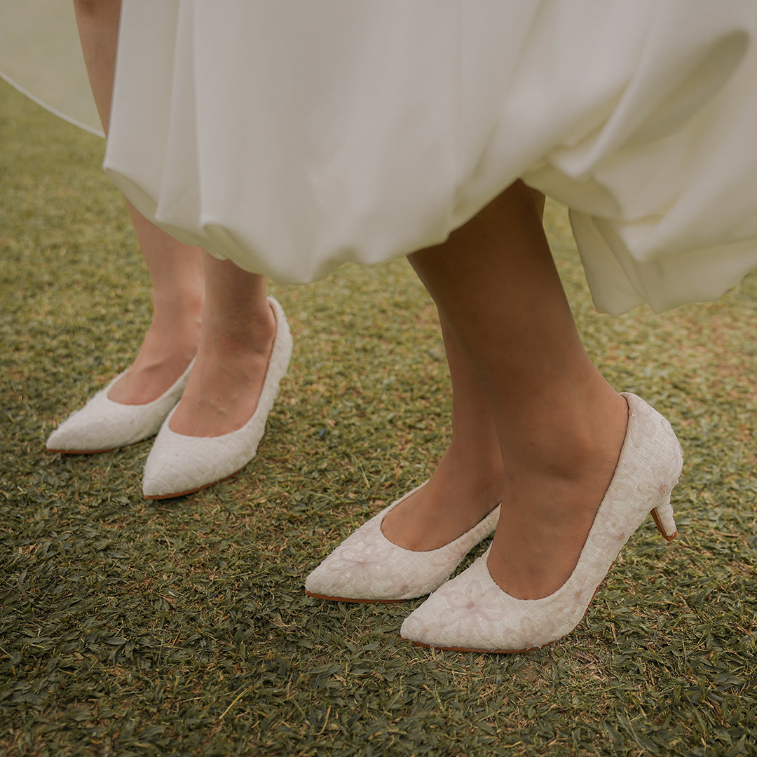 Teratai Selendang Premium Scarves In Yellow - myballerine